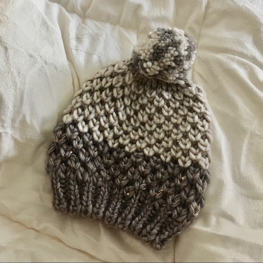 Italian Knit Pom Pom Hat! Nardi & Tagliaferri - Gem